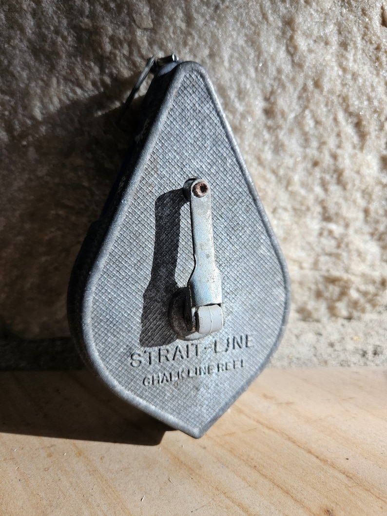 Vintage Chalk Line Reel Strait-line Tool by the Irwin Company Plumb Bob ...