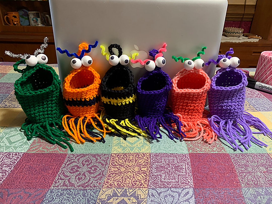 4 in 1 Crochet Alien Holders - Crochet Alien Plant Hanger - PDF PATTERN ...
