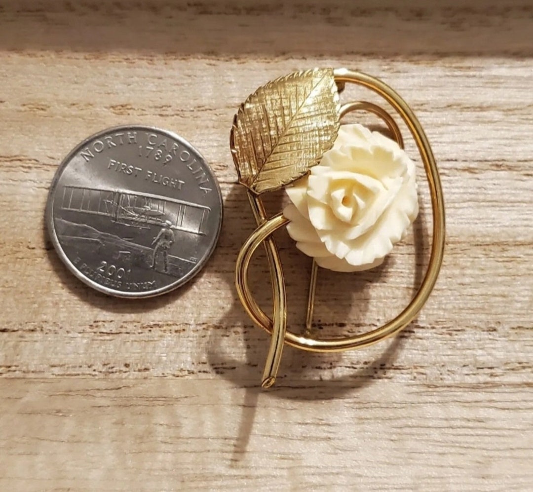 Vintage Wells 14k GF Gold Filled Carved Rose Leaf Swirl Brooch. - Etsy