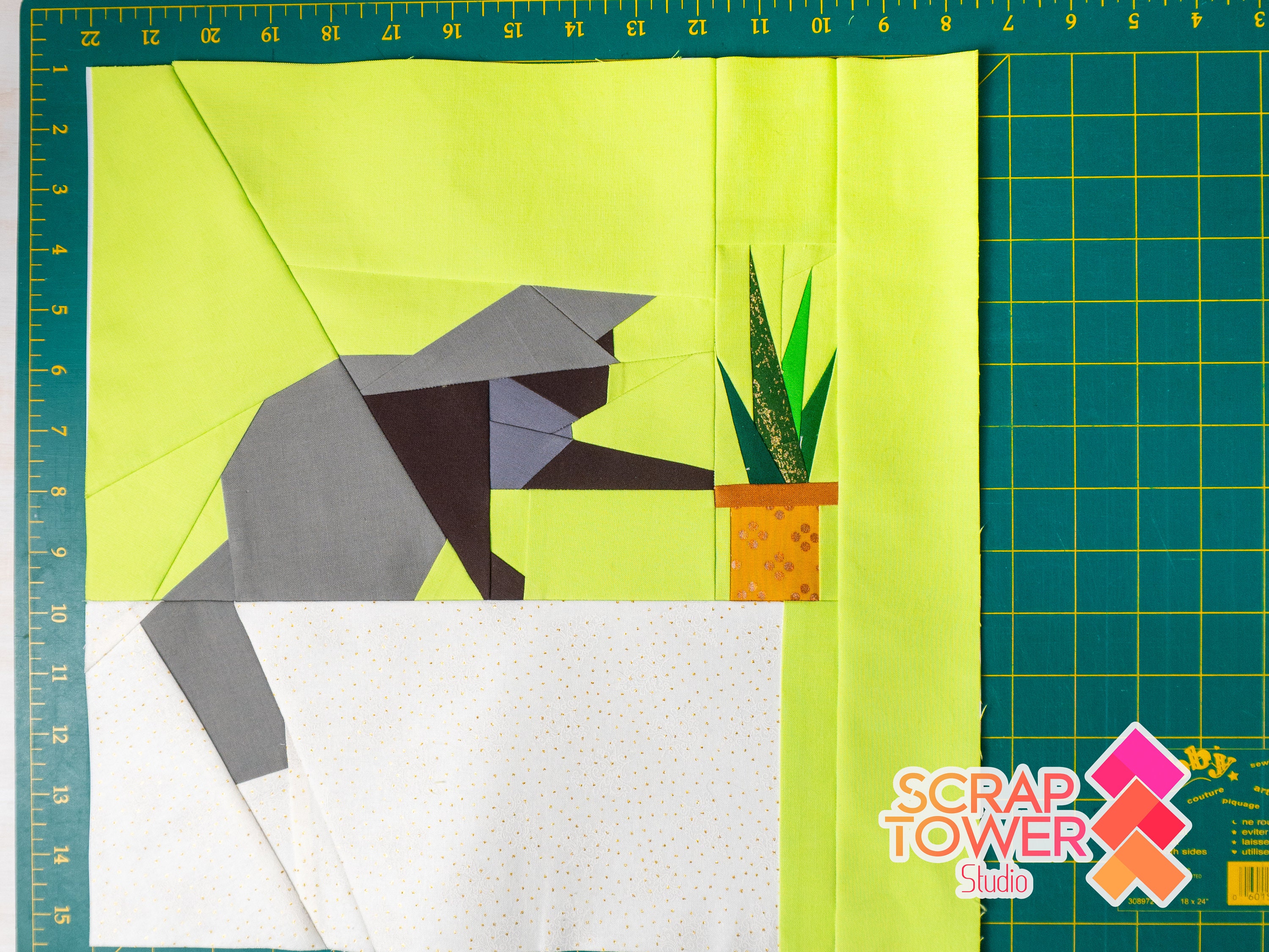 Counter Clearing Kitty Quilt Block Pattern 14x14" Foundation Paper ...