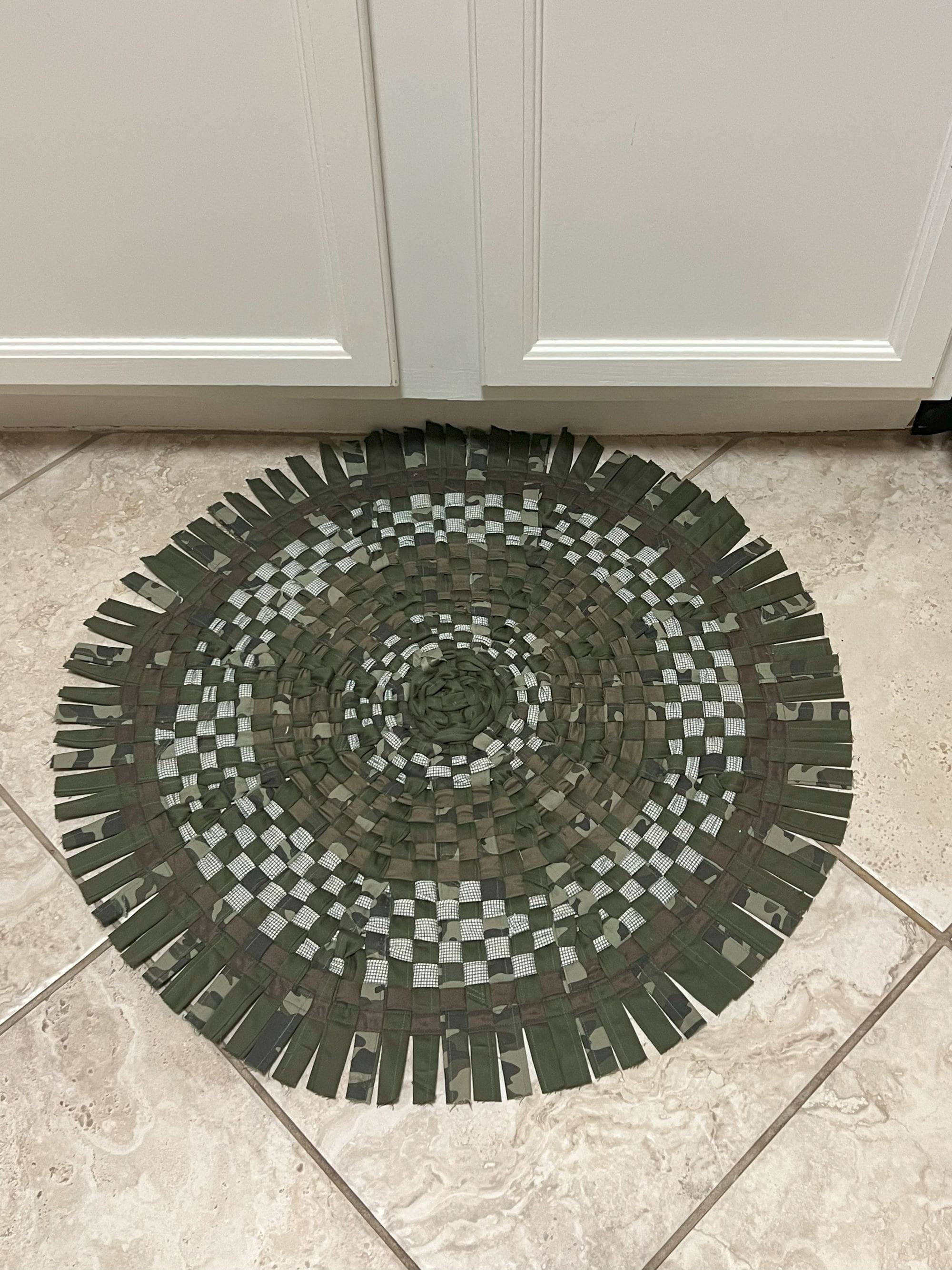 Camo Greens 27 Inch Round Wagon Wheel Rug - Etsy