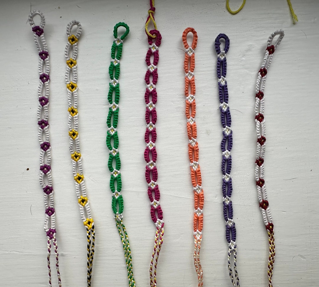 Woven Daisy Chain Friendship Bracelets, Flower Bracelet, Boho Bracelet ...