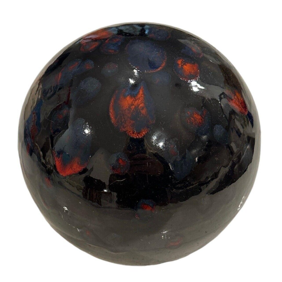 Round Black and Red African Bloodstone Style Round Garden Decorative ...