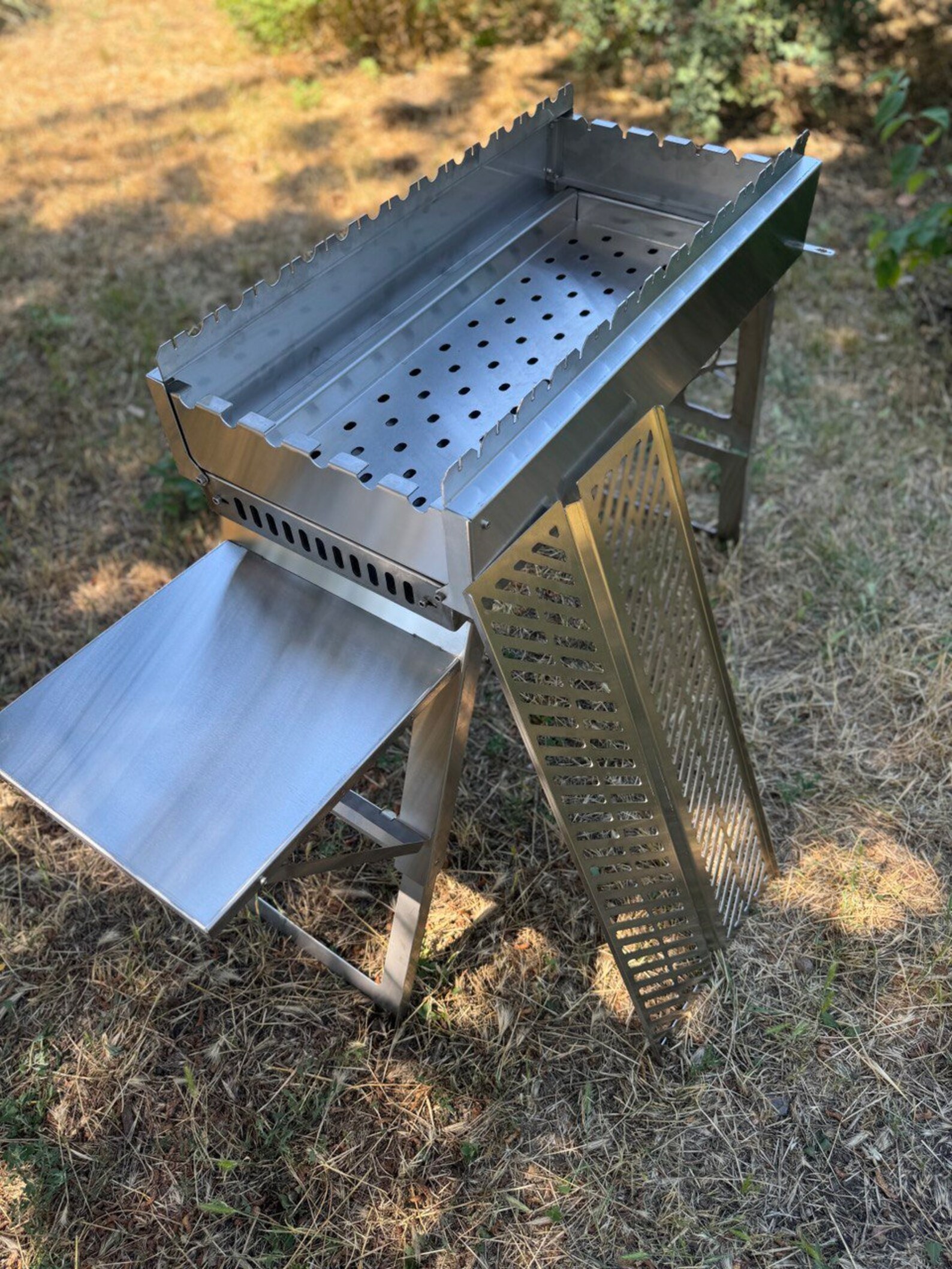 Solid Portable Grill With Side Shelf and Grill Grate! BBQ! Great Grill ...
