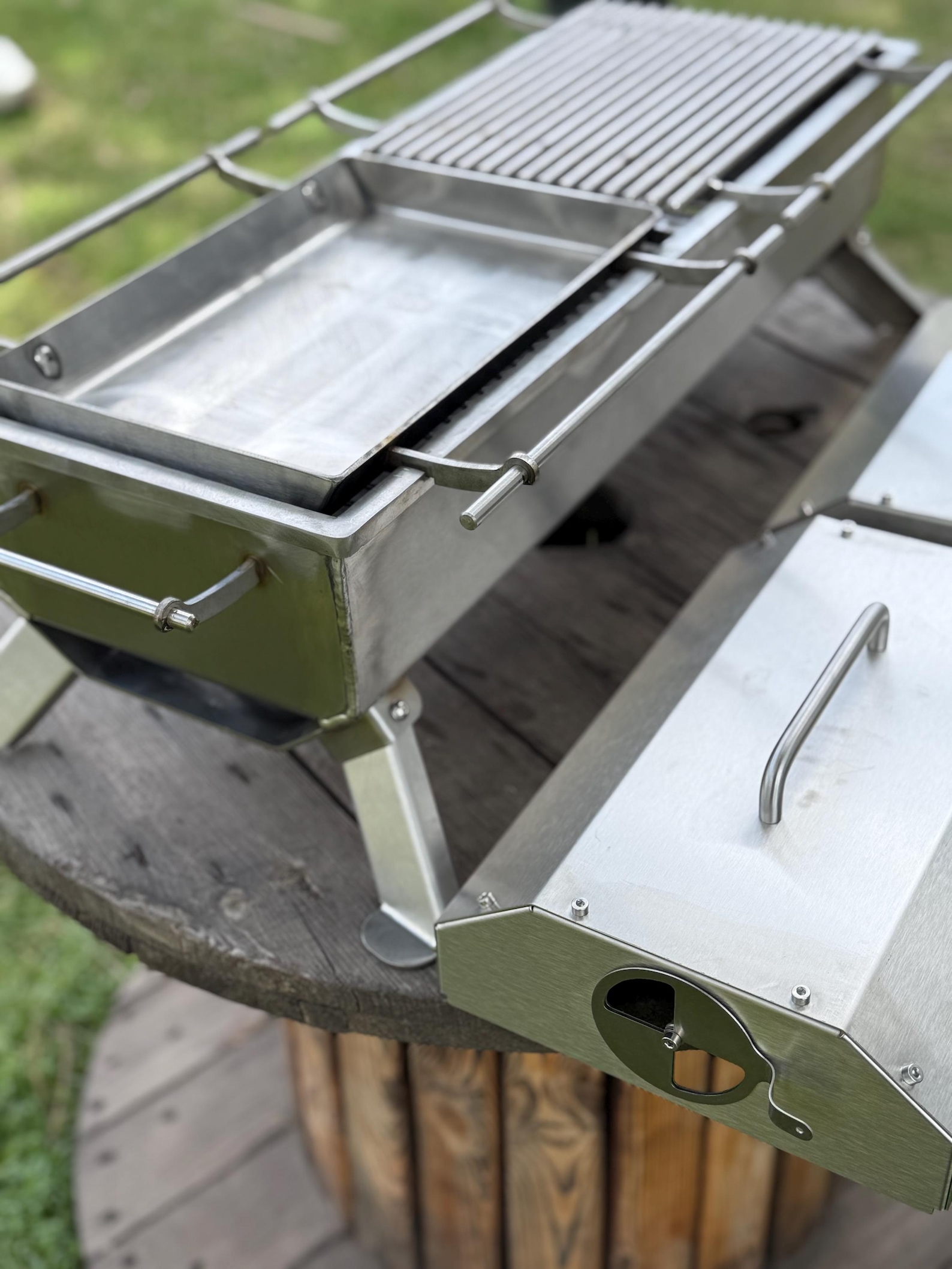 Hibachi Grill! Mangal! Tabletop Grill With a Lid and a Frying Pan ...