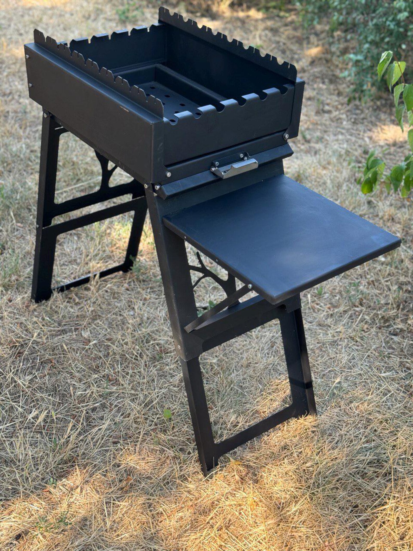 Portable Grill With Side Shelf and Grill Grate Compact Grill With High ...