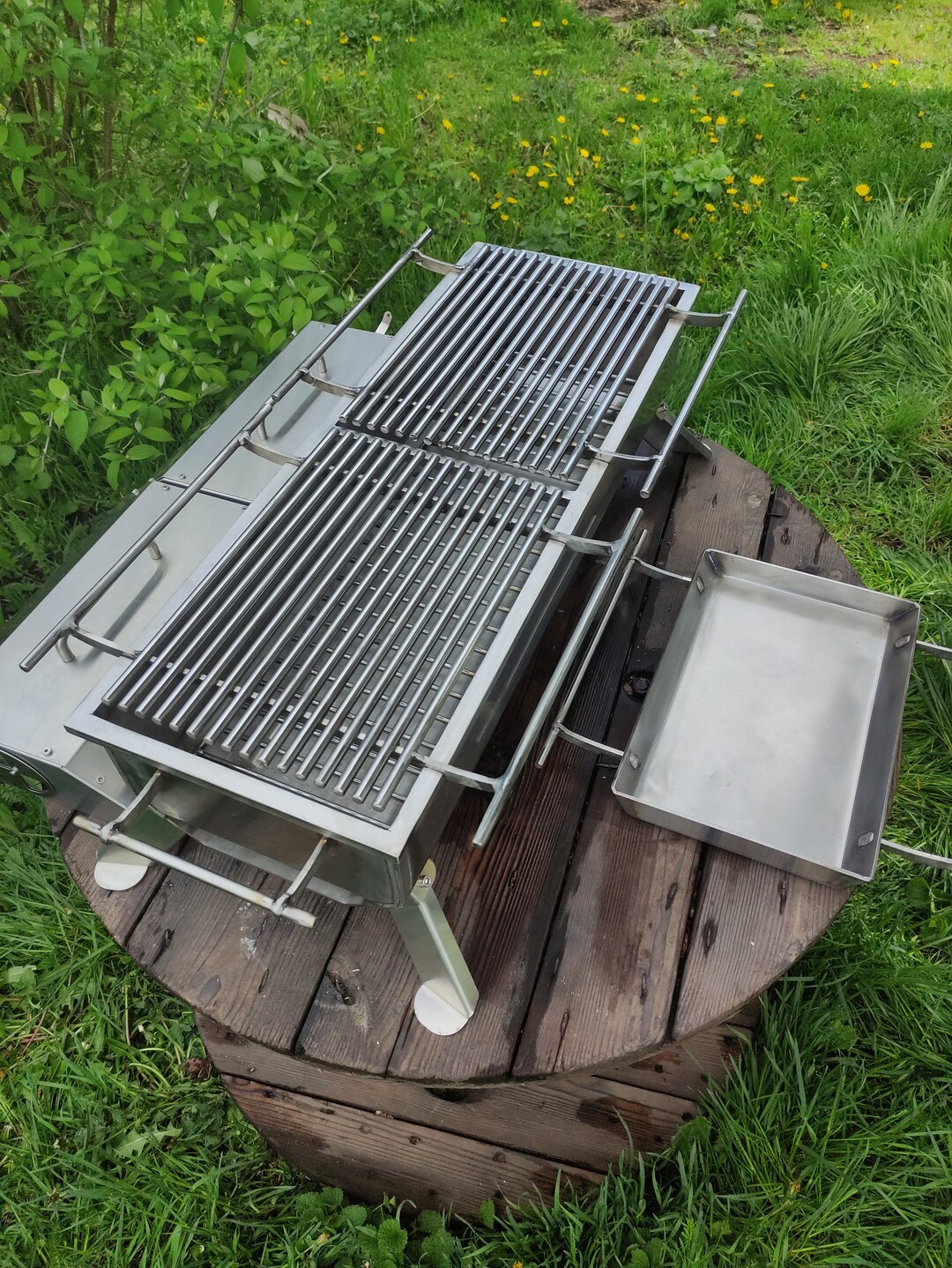 Grill on the Terrace or in the Garden! Barbecue With Grate and Lid ...
