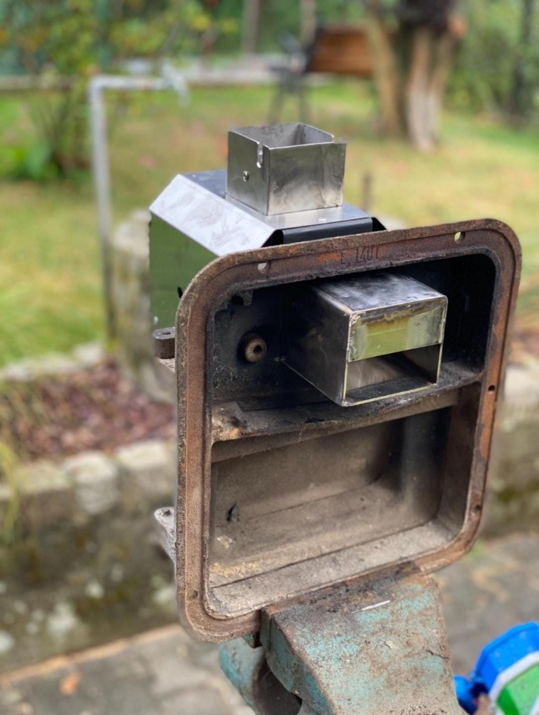 Pellet Burner With Gravity Feed of Pellets, Which Can Be Installed on ...