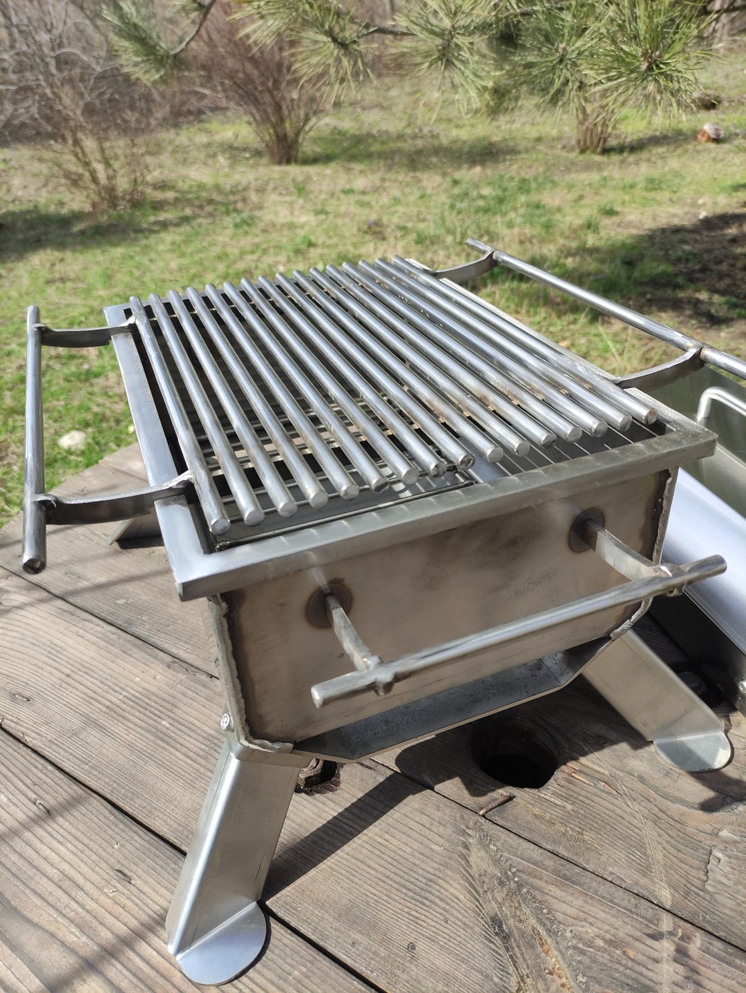 Barbecue With Grate and Lid! Tabletop Hibachi Grill Made of Stainless ...