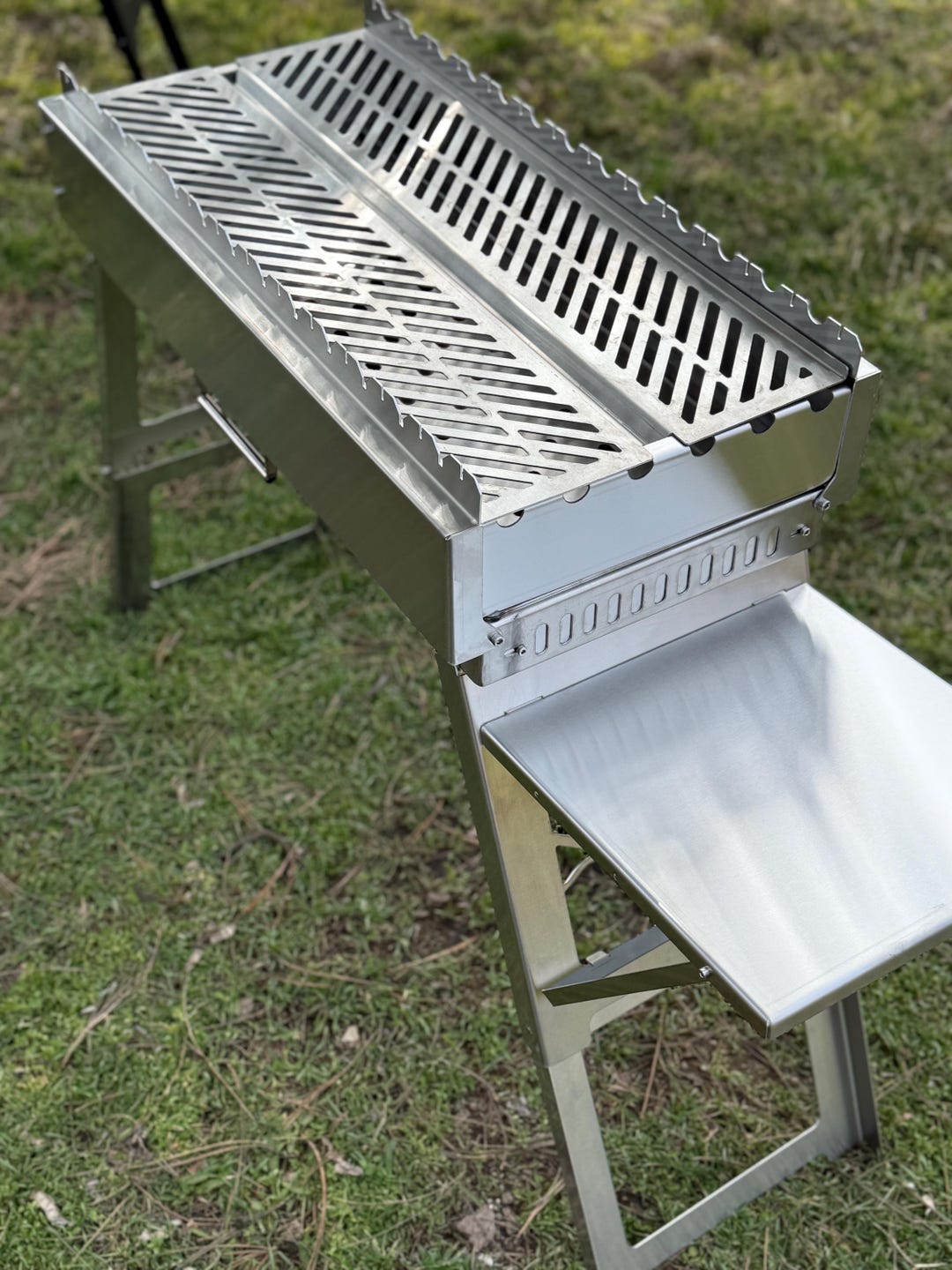 Mangal! Portable Grill With Side Table and Grill Grate. Barbeque ...