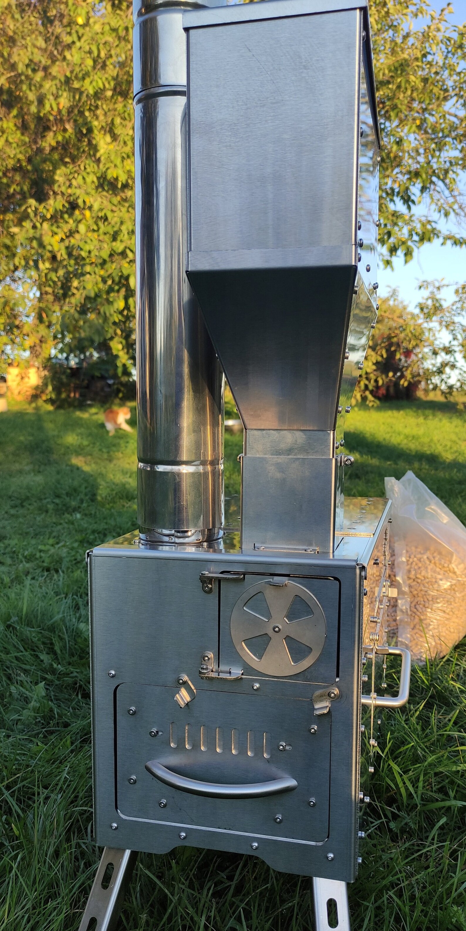 Powerful Stove for Outdoor Camping or Small Spaces! Gravity Feed Pellet ...