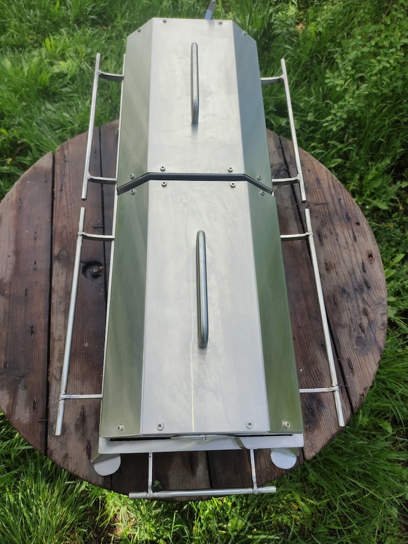 Brazier. Barbecue With Grate and Lid! Tabletop Hibachi Grill Made of ...