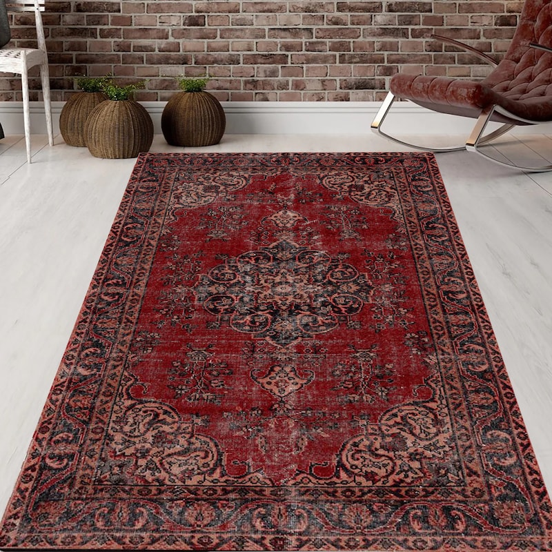 Red Rug - Etsy