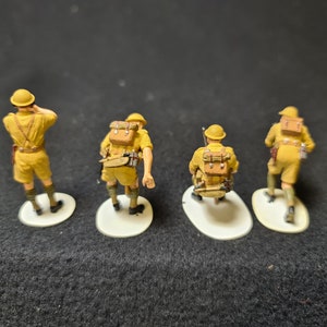 1/35 British Soldiers WW2 Polymer Figures, Painted.12 Figures. - Etsy