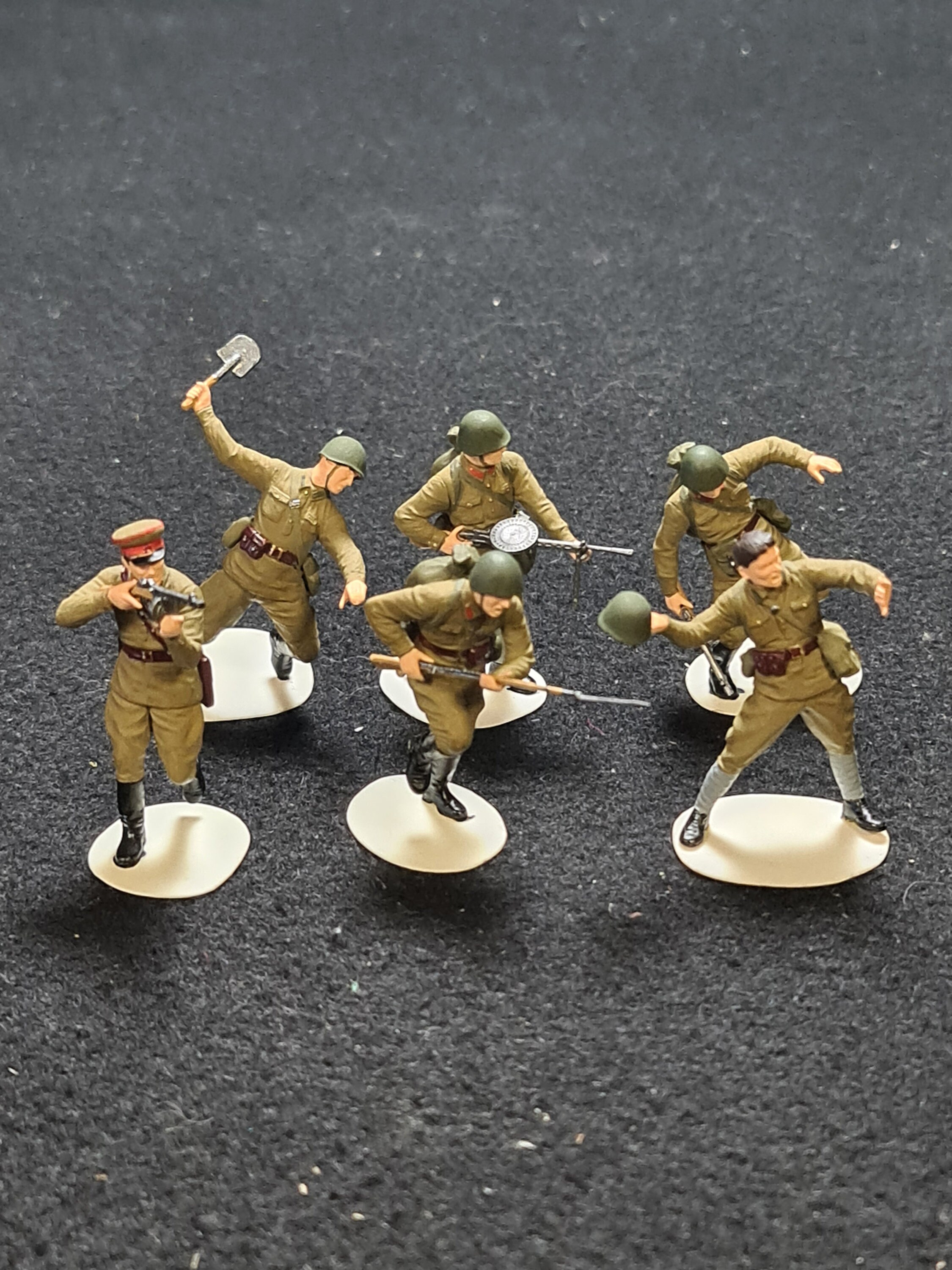 1/35 Russian Army Soldiers WW2 Polymer Figures, Painted.6 Figures. - Etsy