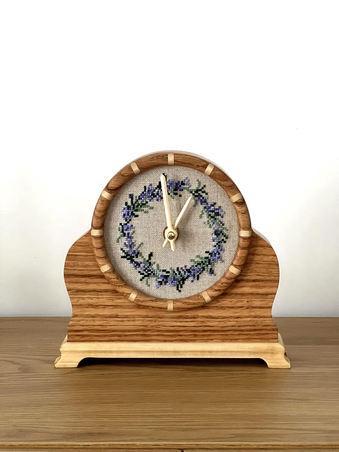 Wooden Vintage Desk Clock With Embroidery Floral Design, Fireplace ...