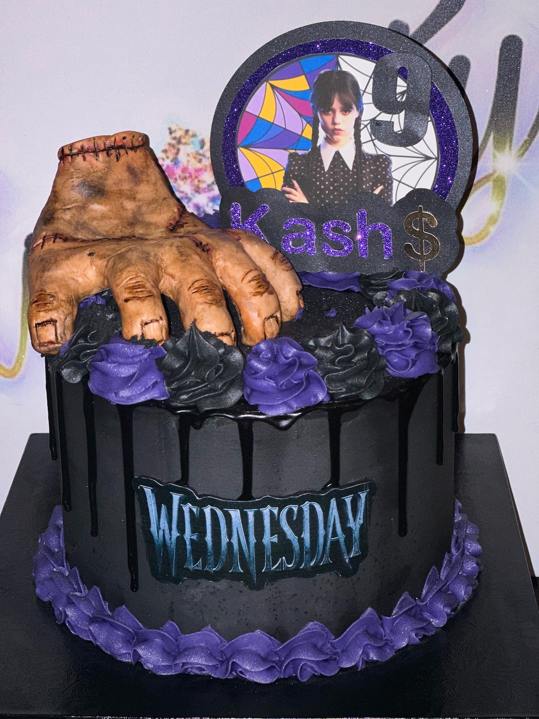 Thing Hand, Wednesday Adam Fondant Cake Topper - Etsy