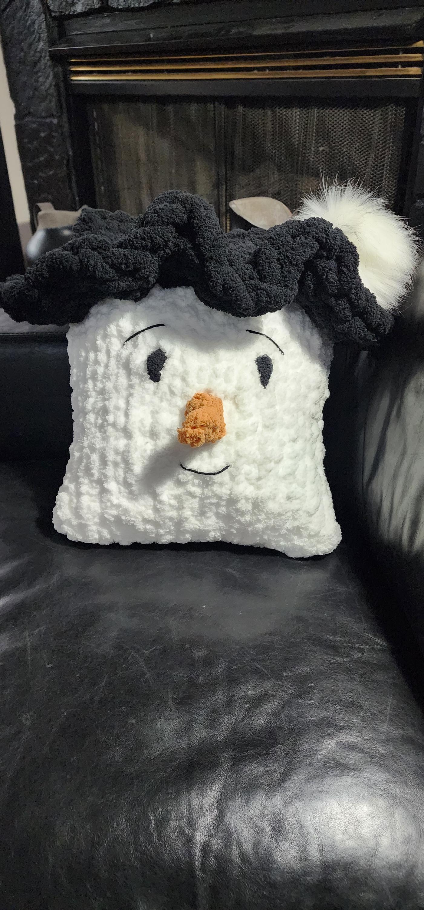 Chunky Knit Finger Loop Snowman Pillow - Etsy