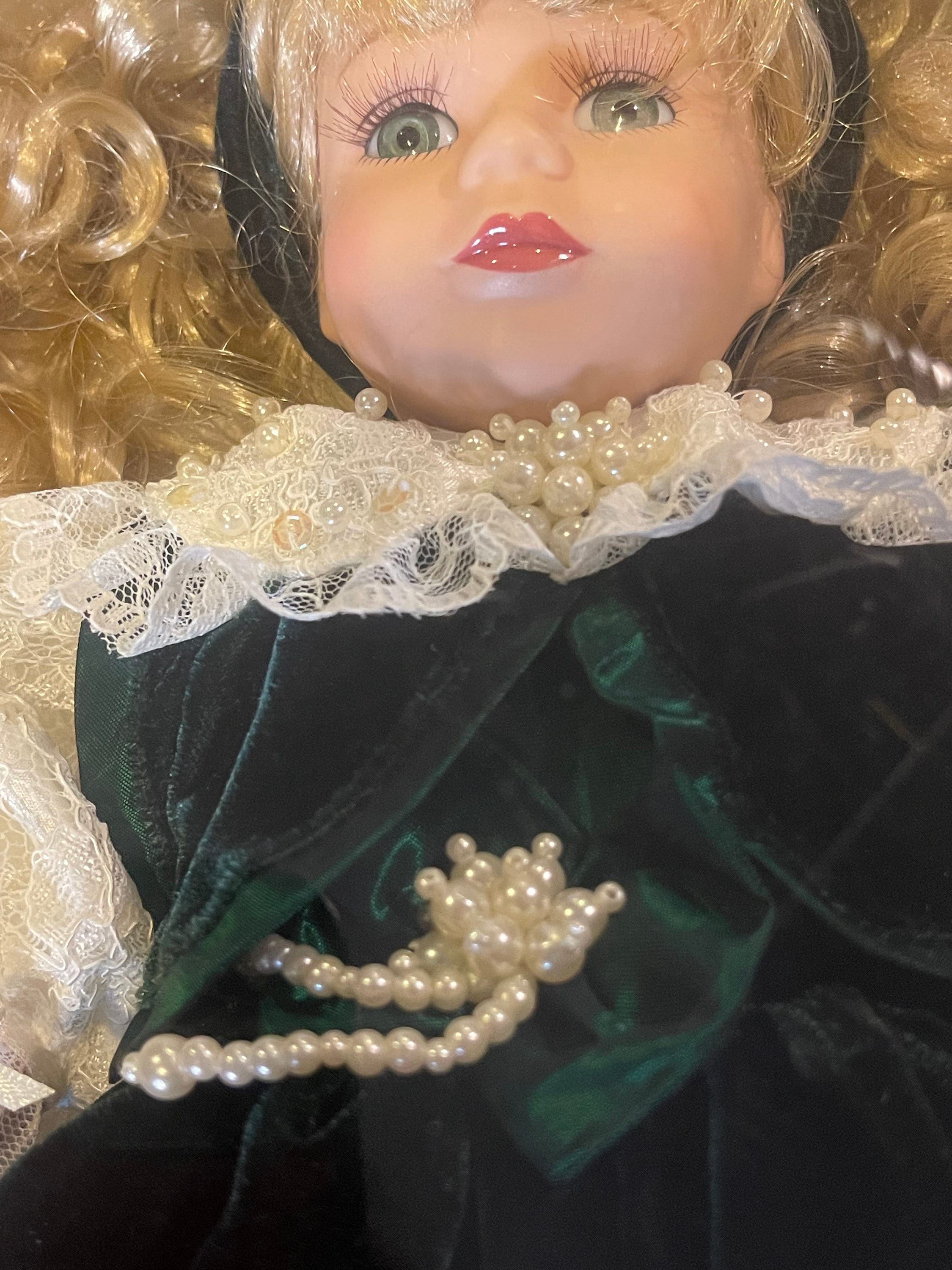 Victorian "limited Collector's Edition" Genuine Porcelain Girl Doll ...