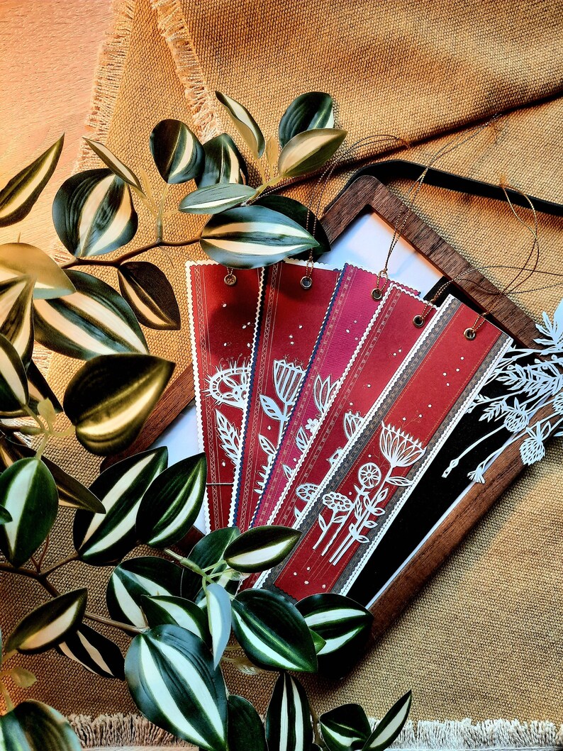 RED Bookmarks Set. Handmade Paper Cut Floral Motifs Bookmark. Zero ...