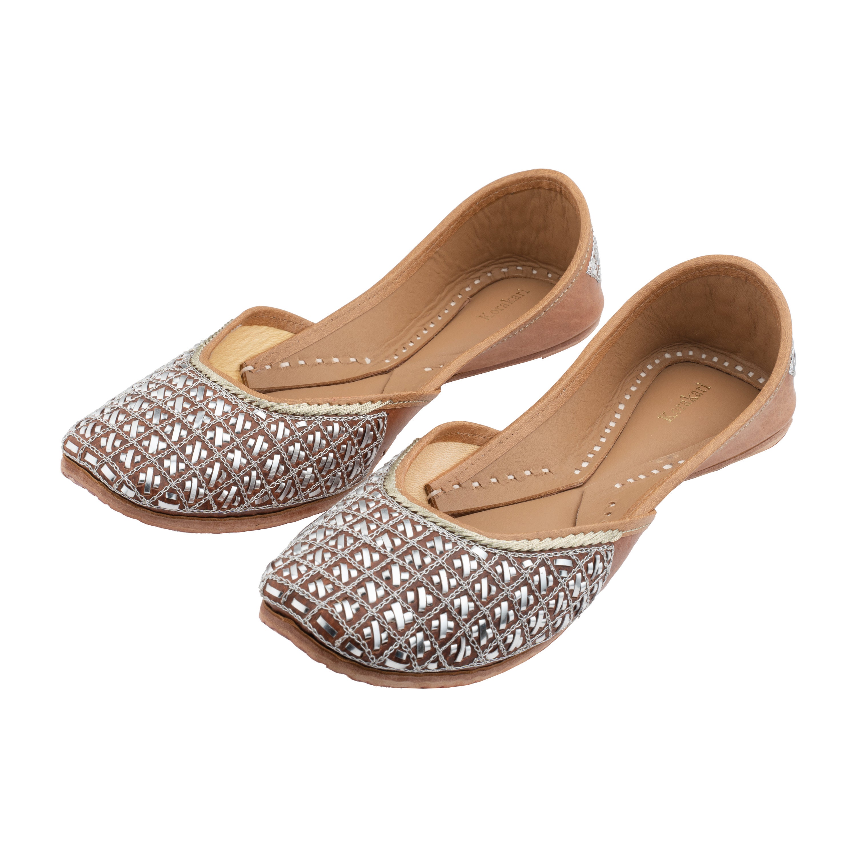 Juno - Traditional Indian Punjabi Sandals | Juttis | Handcrafted ...