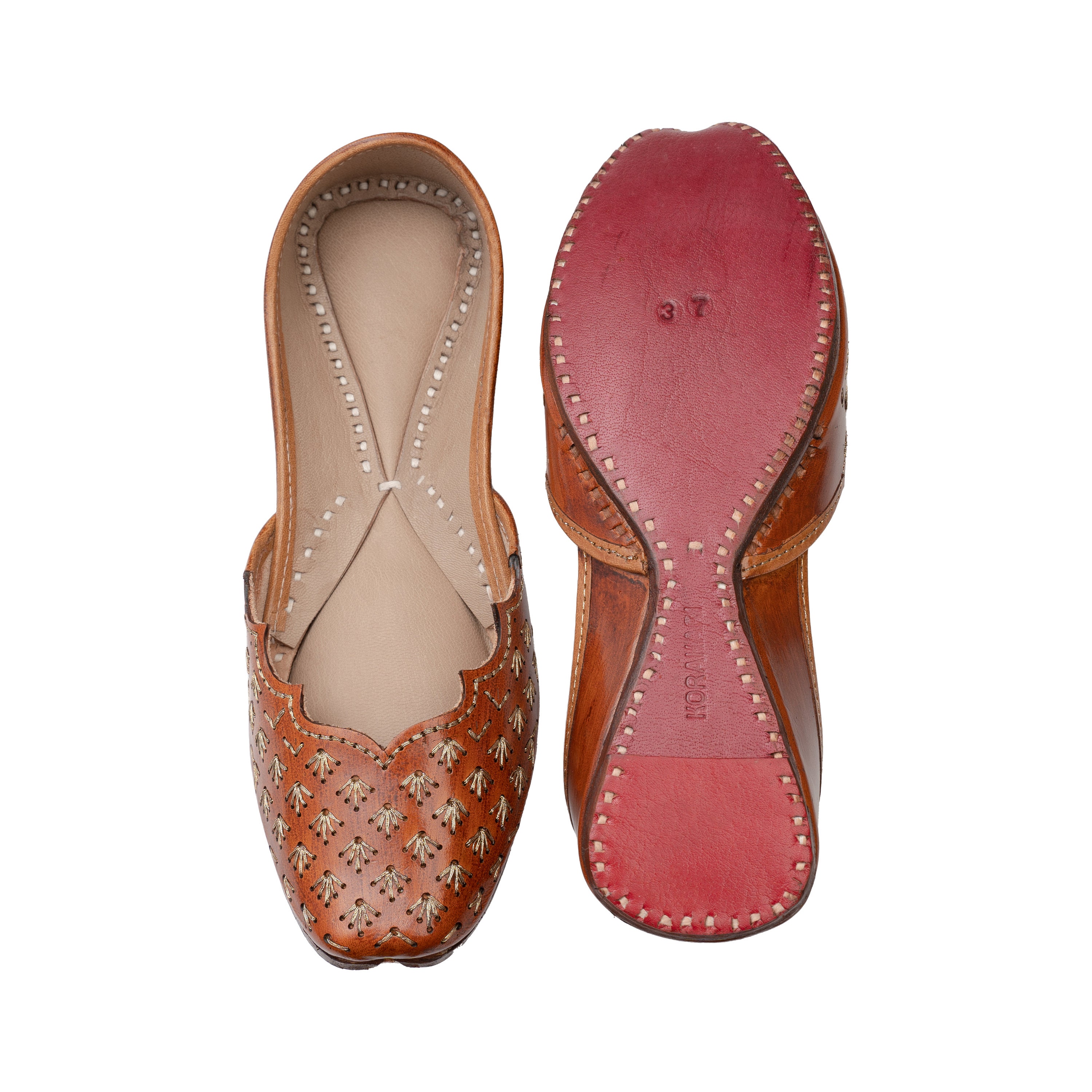 Zendaya - Elegant Traditional Indian Punjabi Sandals | Juttis ...