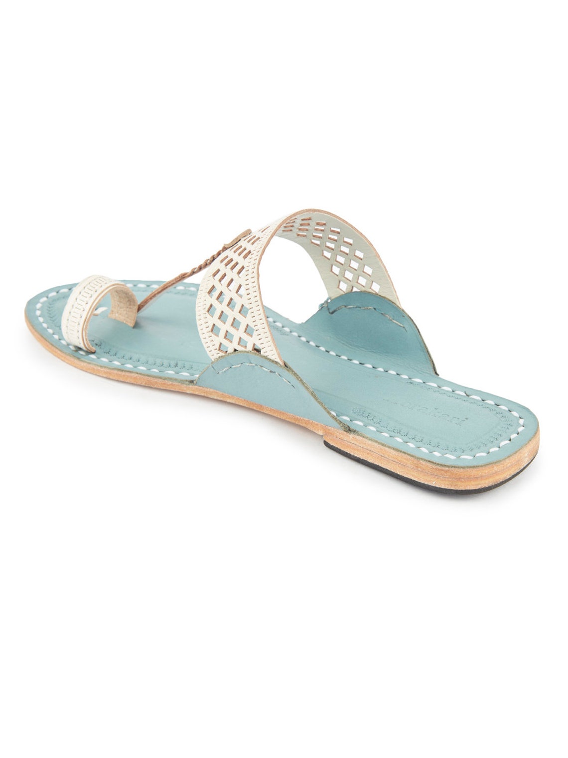 Handmade Kolhapuri Chappal | Indian Sandal |handmade Slippers |shoes ...