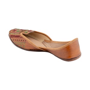 Artsy Tan - Traditional Indian Punjabi Sandals | Juttis | Handcrafted ...
