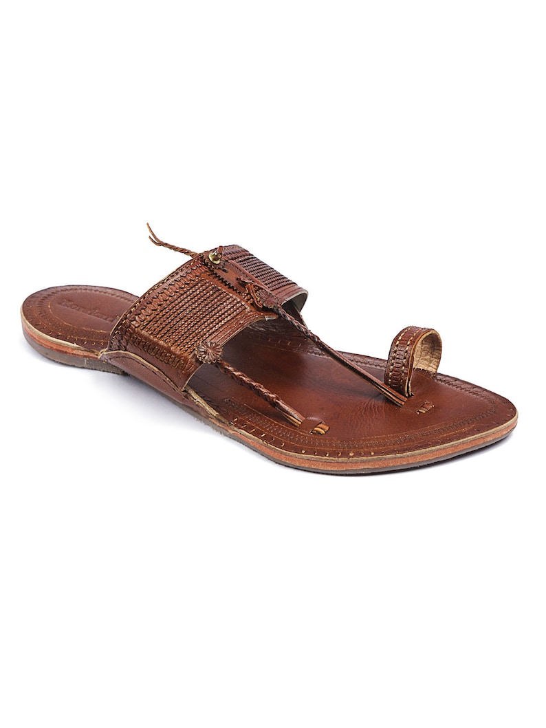 Men Kolhapuri Chappal | Leather Sandal | Kolhapuri Chappal Men ...