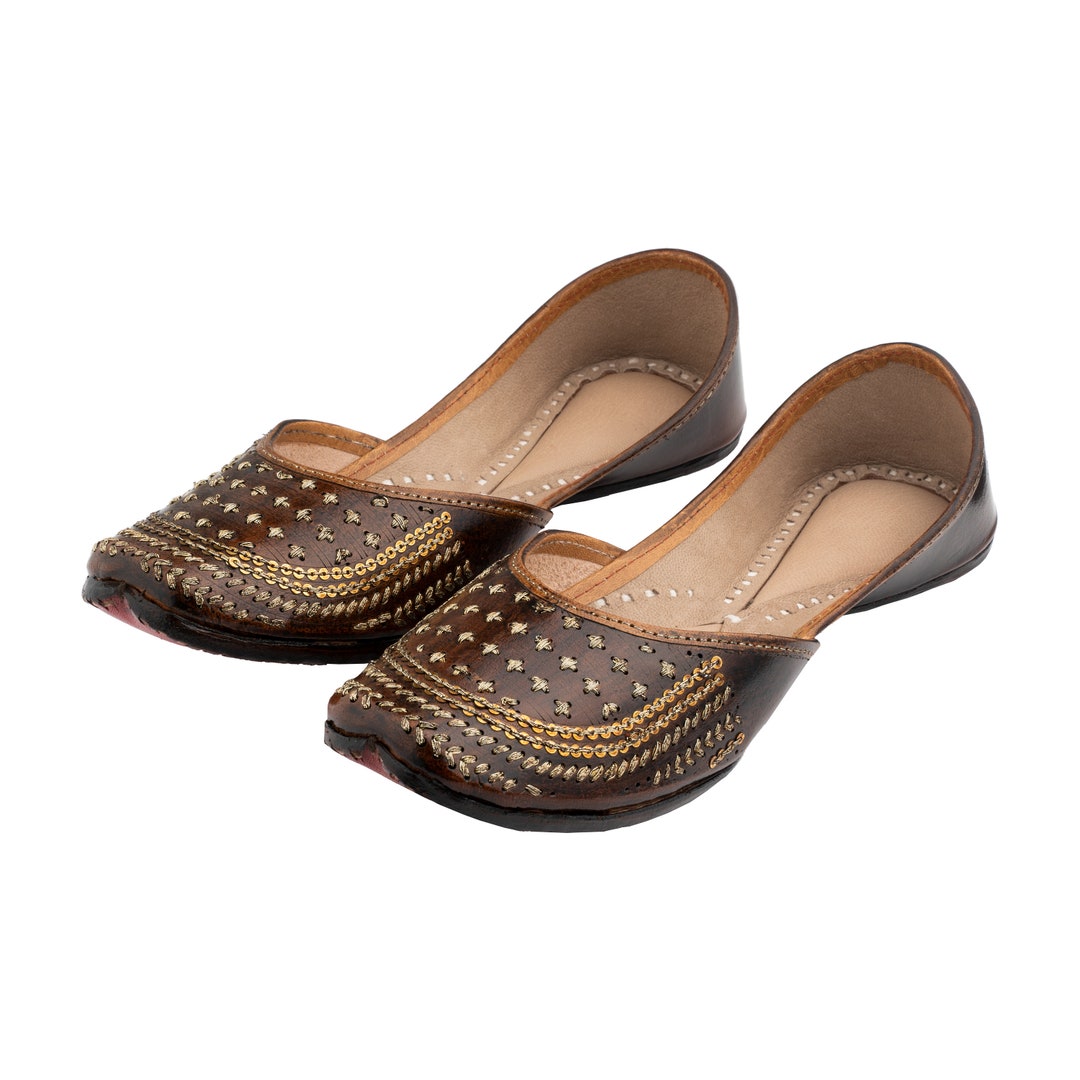 Sienna - Elegant Traditional Indian Punjabi Sandals | Juttis ...
