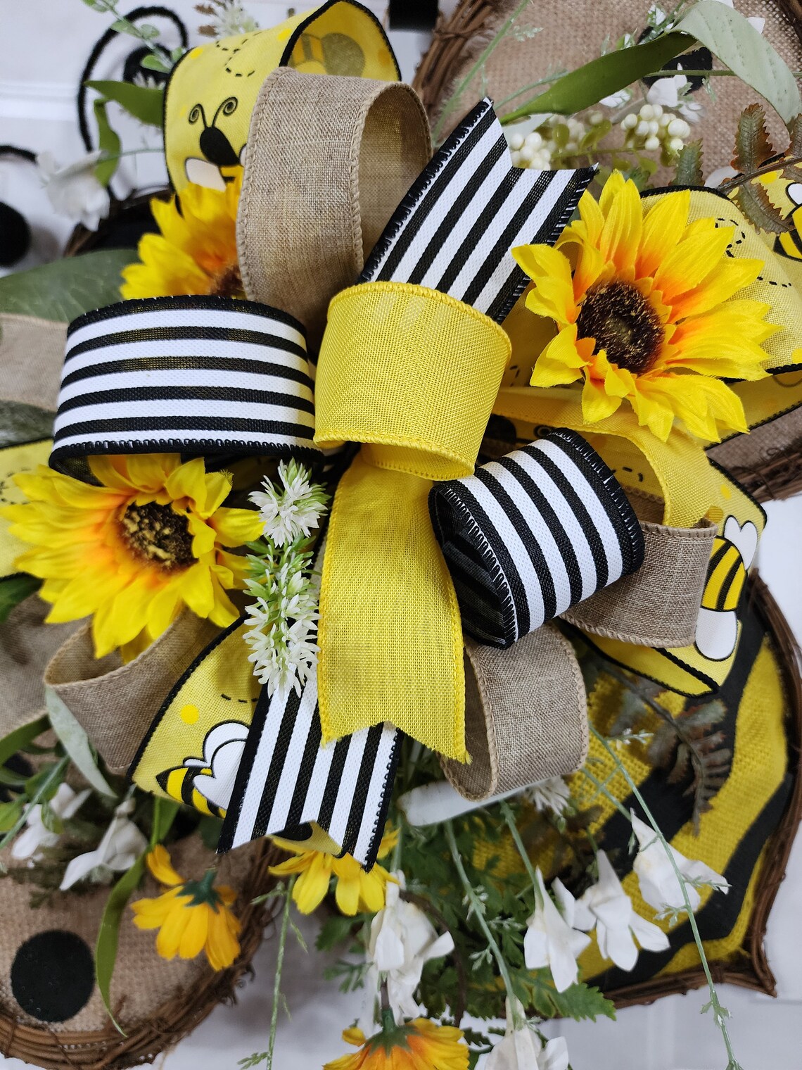 Bee Door Hanger. Door Decor. Home Decor. Gift. Wall Hanging - Etsy