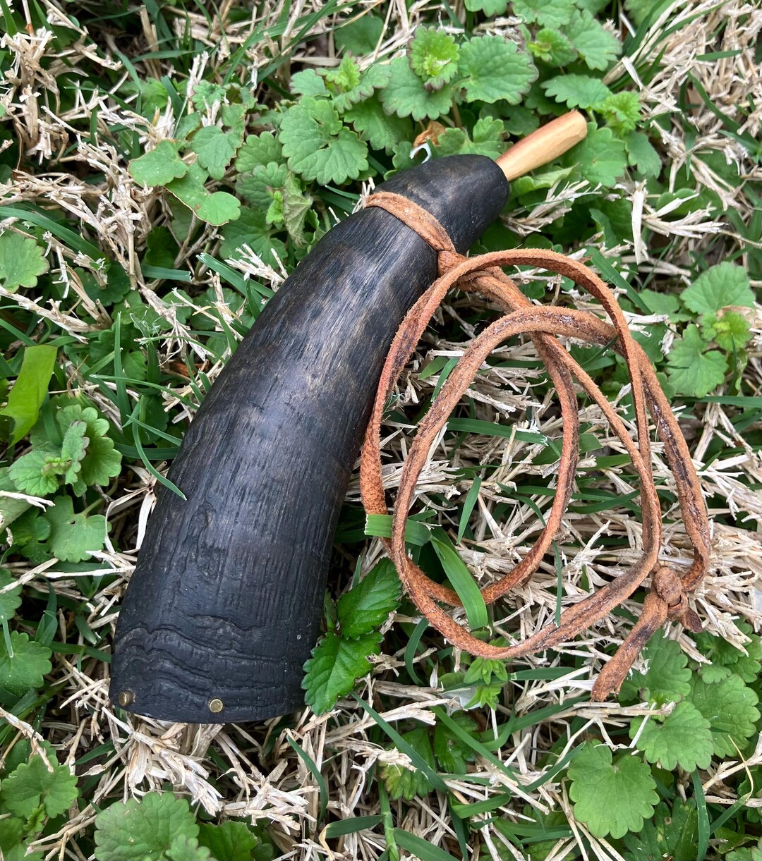 Black Priming Horn for Flintlock Rifle or Smooth Bore | Outdoor ...