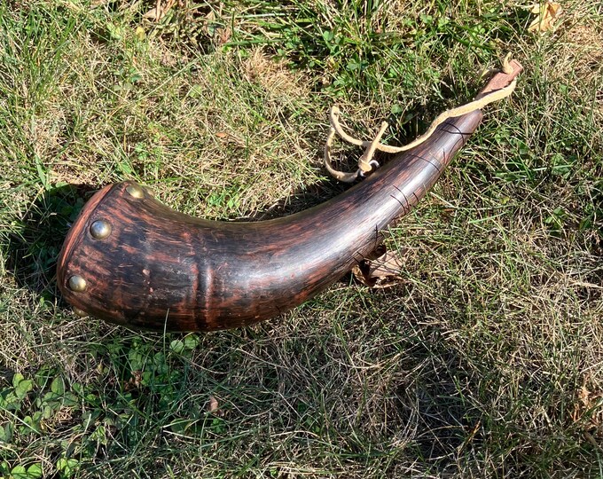 Buffalo Powder Horn Black Powder Shooter and Hunter Outdoor Enthusiast ...