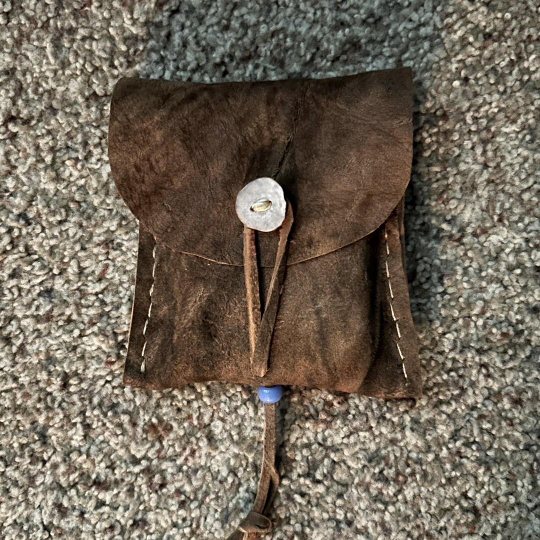 Primitive Flint and Steel Fire Starting Kit: Handsewn Leather Pouch - Etsy
