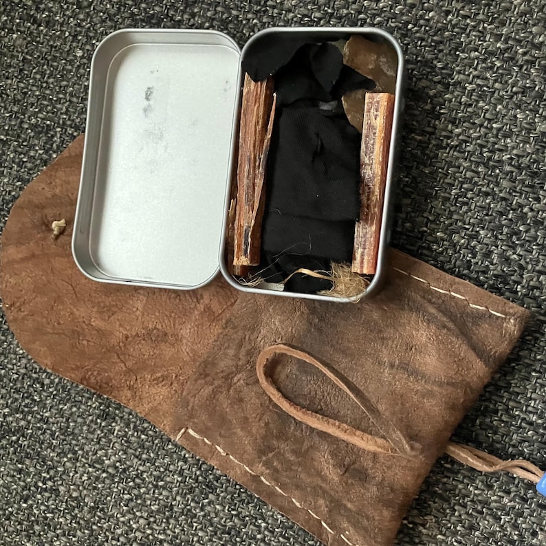 Primitive Flint and Steel Fire Starting Kit: Handsewn Leather Pouch - Etsy