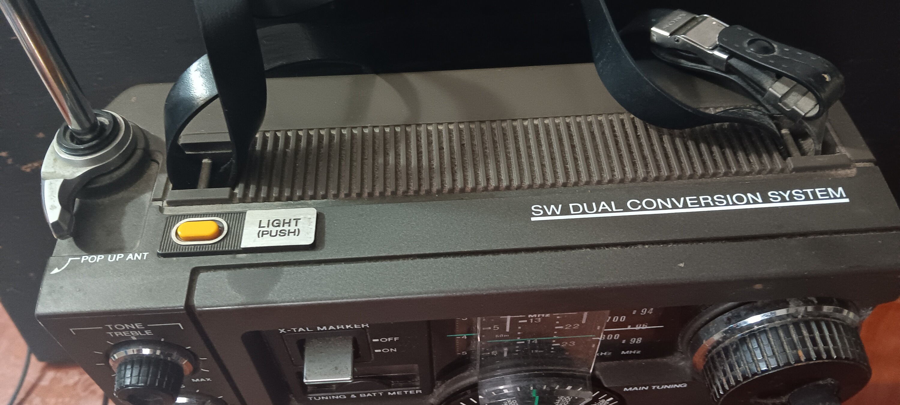 Sony ICF-5900W Portable Multi-band Radio Receiver - Etsy