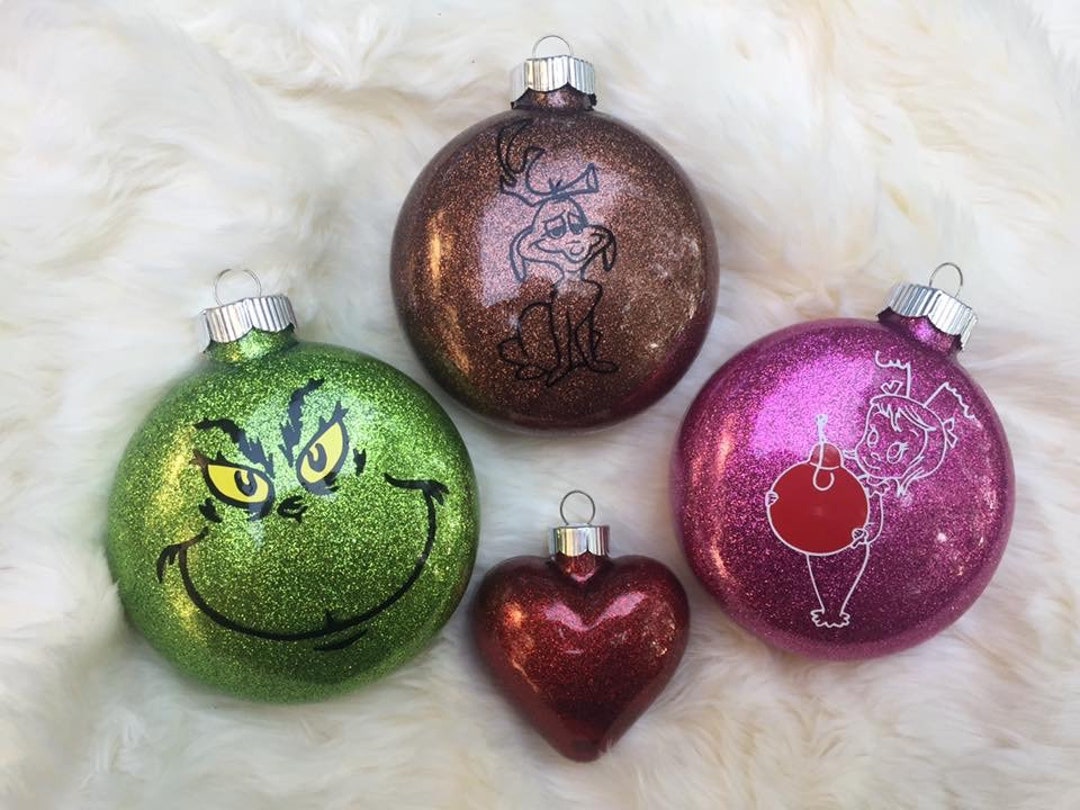 The Grinch Ornament Set - Etsy