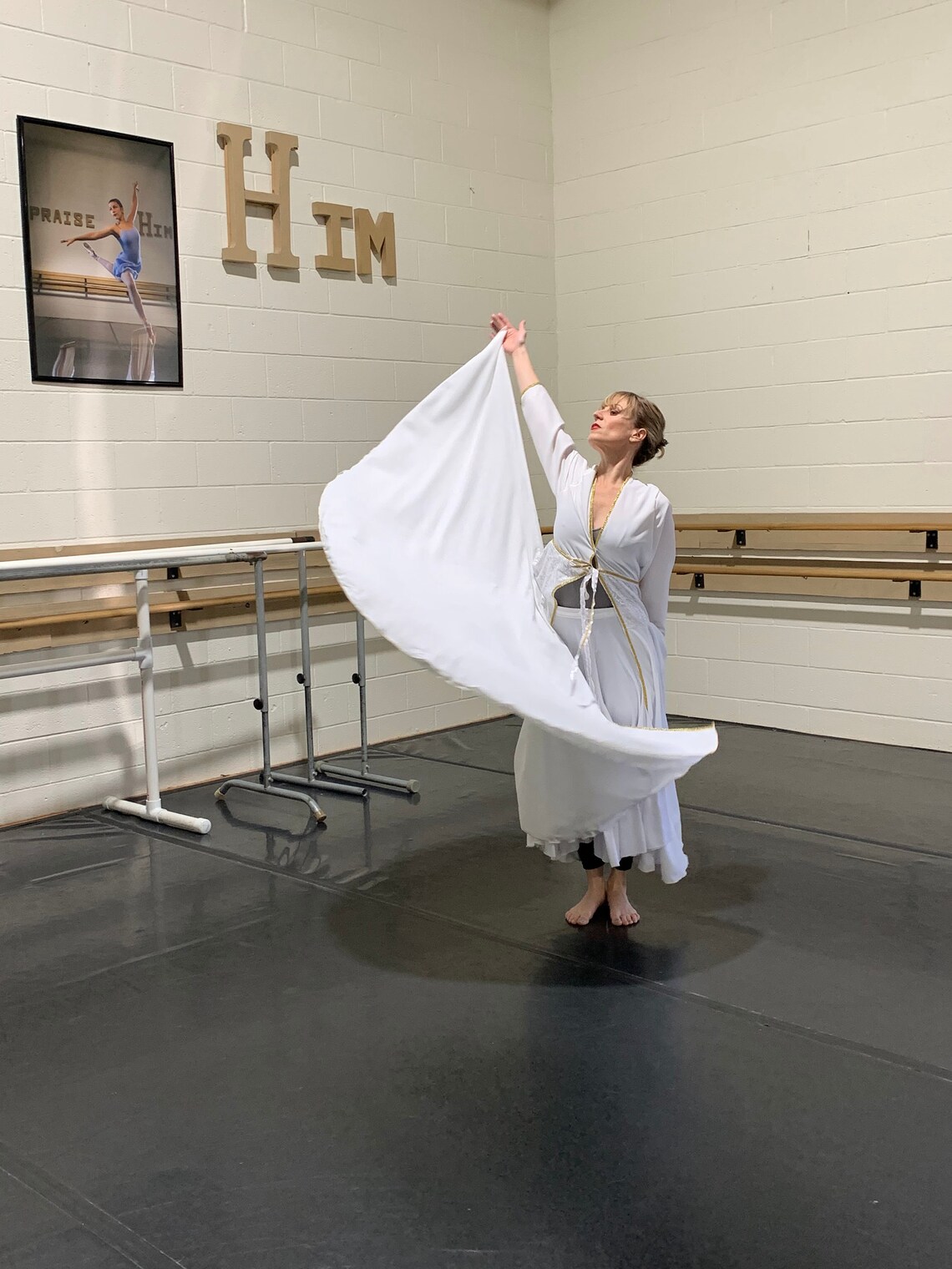 The Susan Praise Garment small FINAL SALE - Etsy