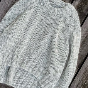 Delta Sweater • Knitting Pattern - Etsy