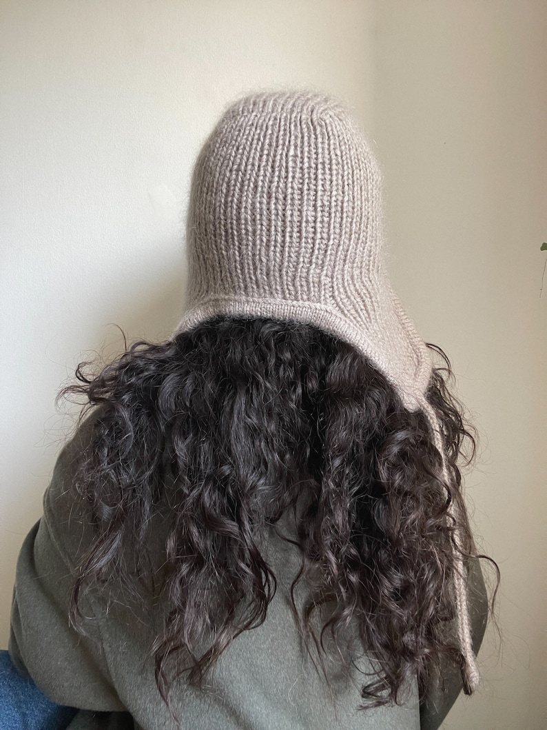 The Basset Hat • Knitting Pattern - Etsy