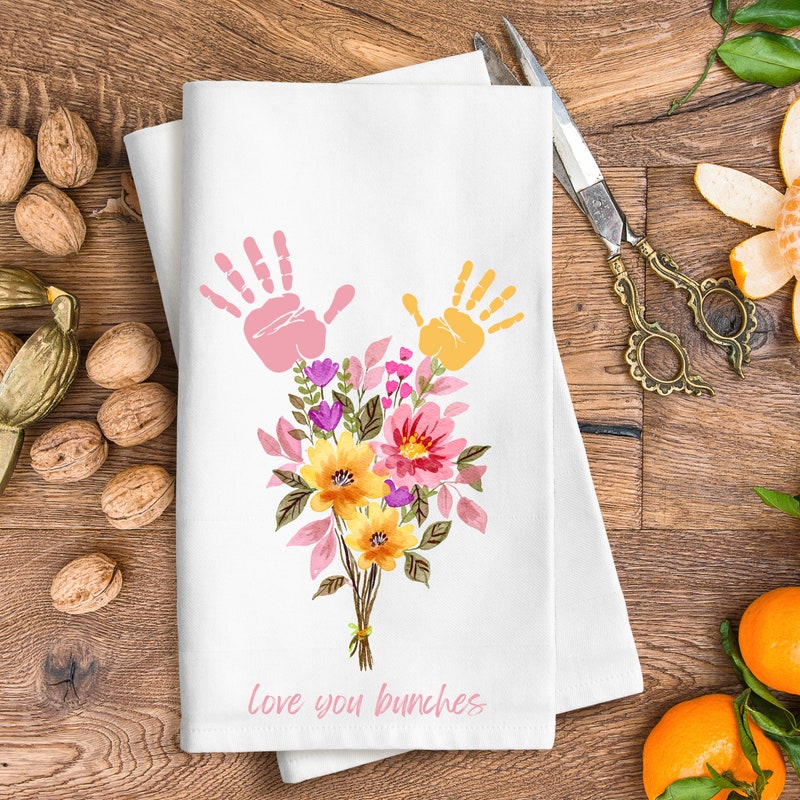 Handprint Gift - 60+ Gift Ideas for 2025