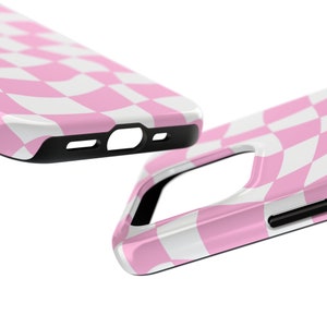 Warped Checkered Pattern Checkerboard Design Phone Case for iPhone 15 ...