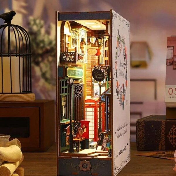 Book Nook Shelf Insert Kit - Etsy