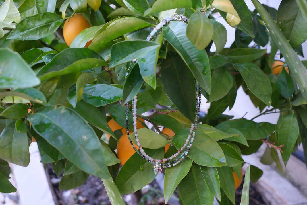 Collection ellipsis necklaces - Etsy