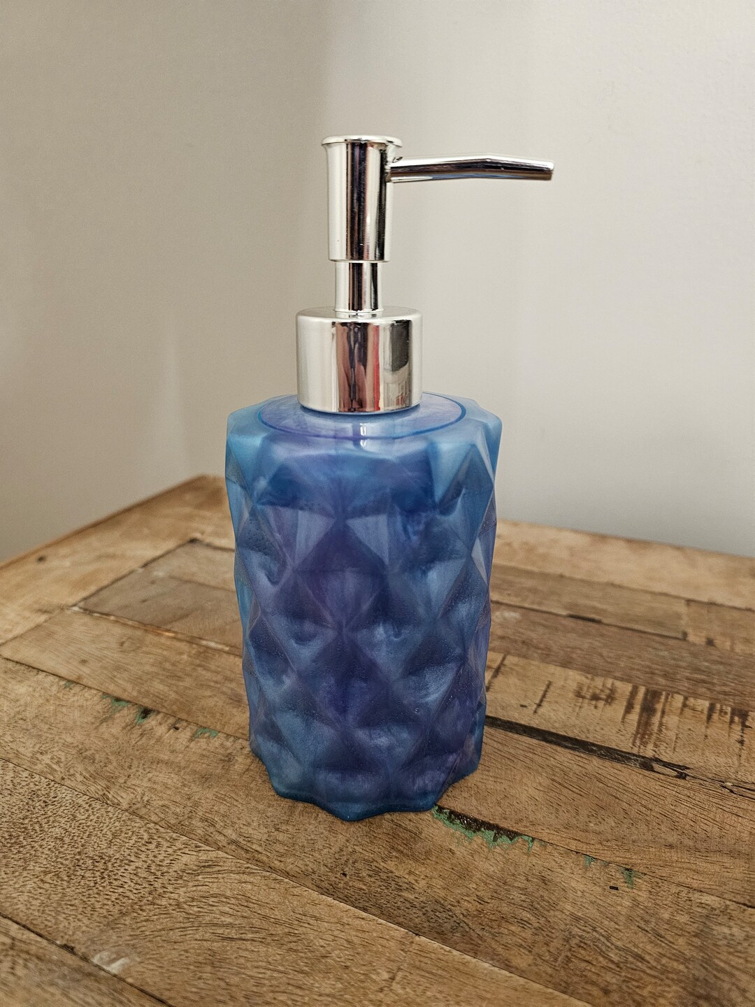 Resin Soap Dispenser - Etsy