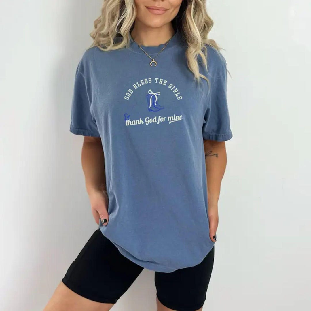 Megan Moroney God Bless the Girls Oversized Tee, Megan Emo Cowgirl, Am ...