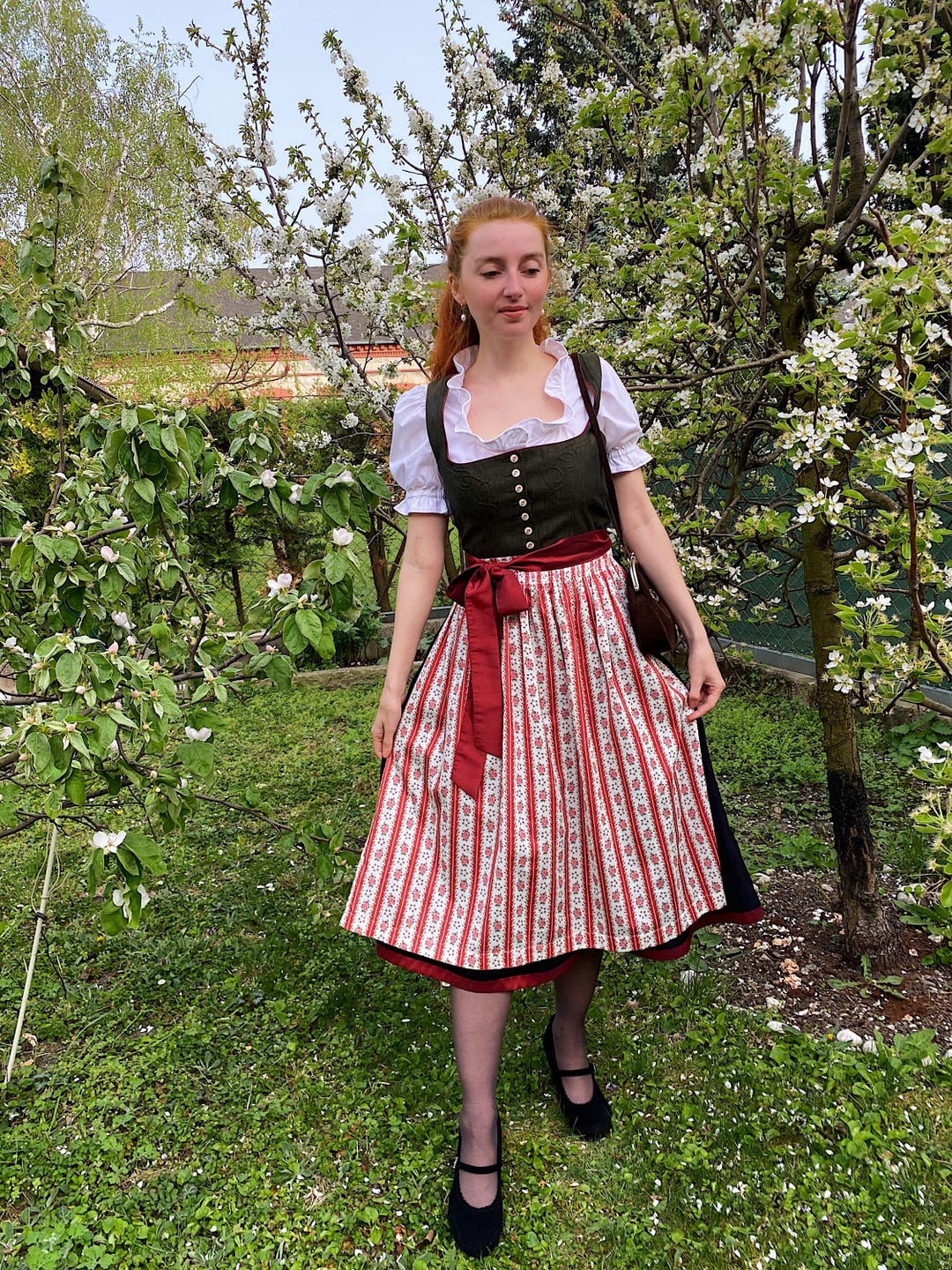 Dirndl Dress With Apron Floral Pattern/ Austrian Folk Dress ...