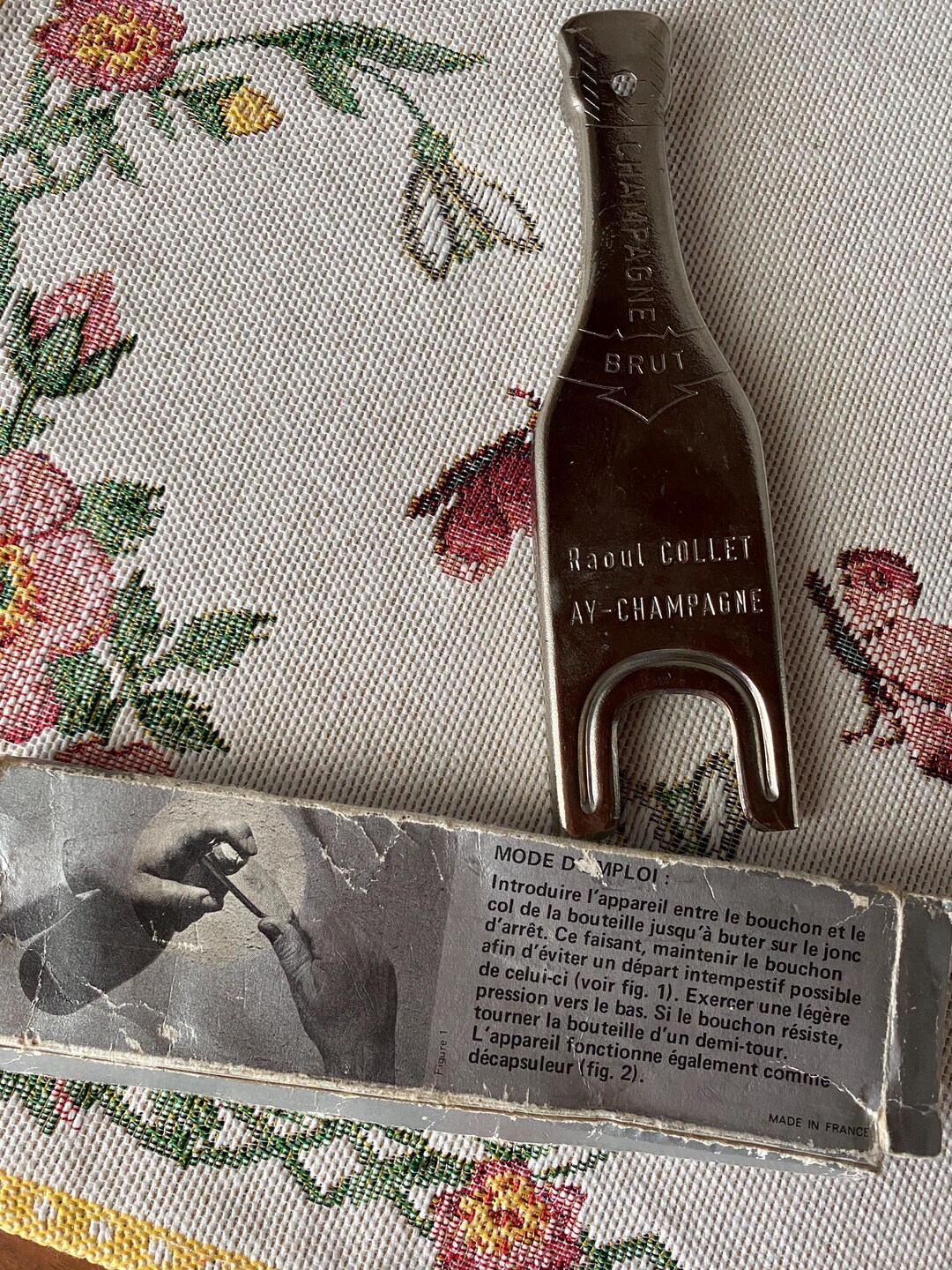 Raoul Collet Ay-champagne Brut Vintage Champagne Cork Remover and ...