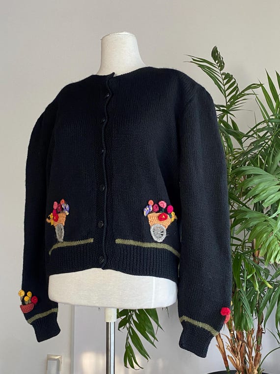 Rare 80’s Hand knitted Austrian cardigan with 3D croc… - Gem