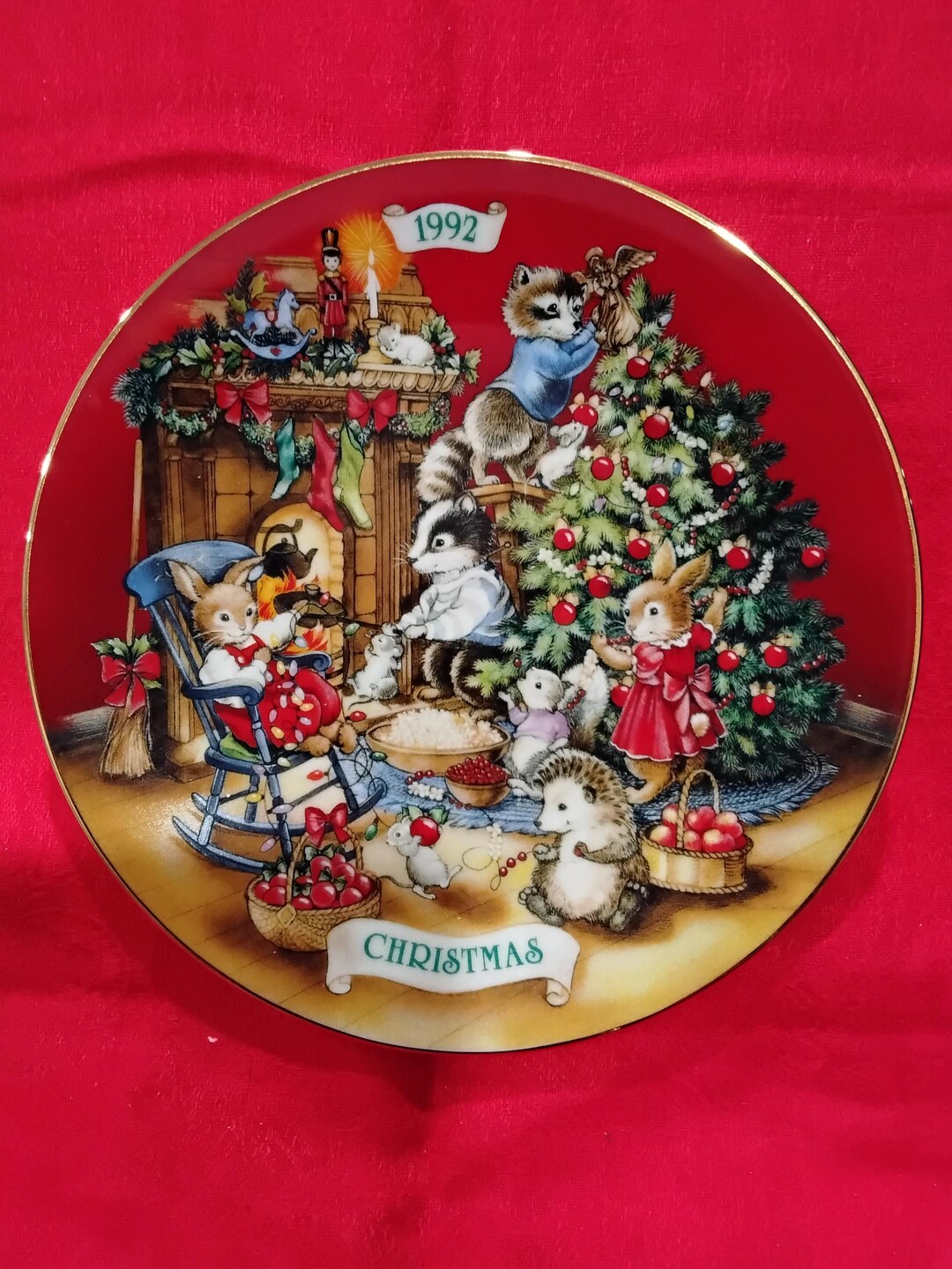 Avon Collector Plate 1992 Sharing Christmas With Friends - Etsy